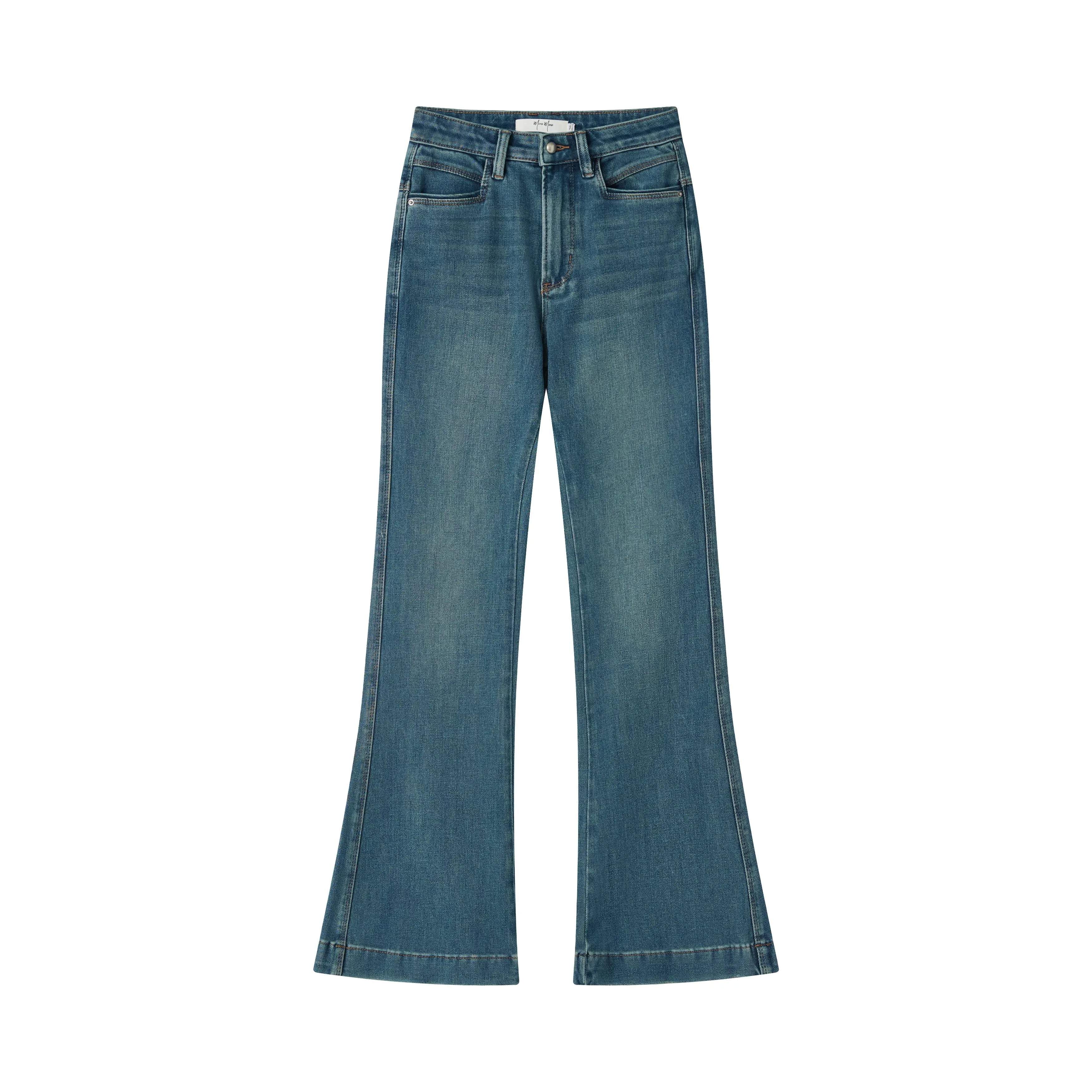 An image of a 3775C Flared Jeans by Mirra Masa